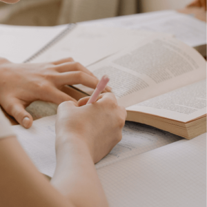 How To Stay Organized In College - The Best Tips - Become Your Most